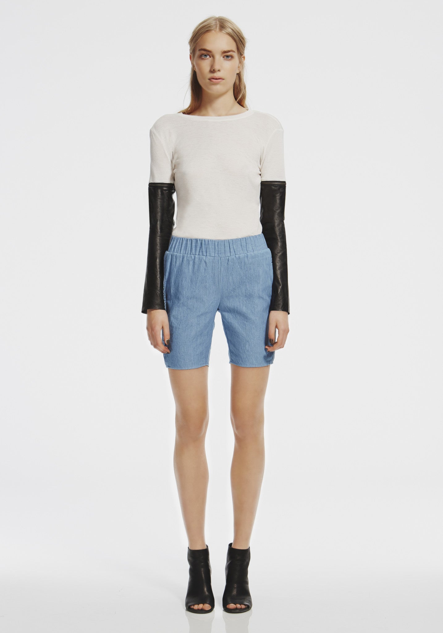 allen-street-long-sleeve-chalk-white-tee-w-black-leather